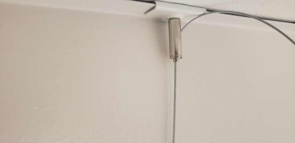 Buy UrbanTrapeze® Edge Molding Grip Clip ($3.59) | Ceiling Outfitters